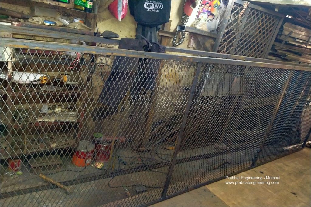 Chain Link Fencing - Fabricator Prabhat Engineering in Mumbai & Pune