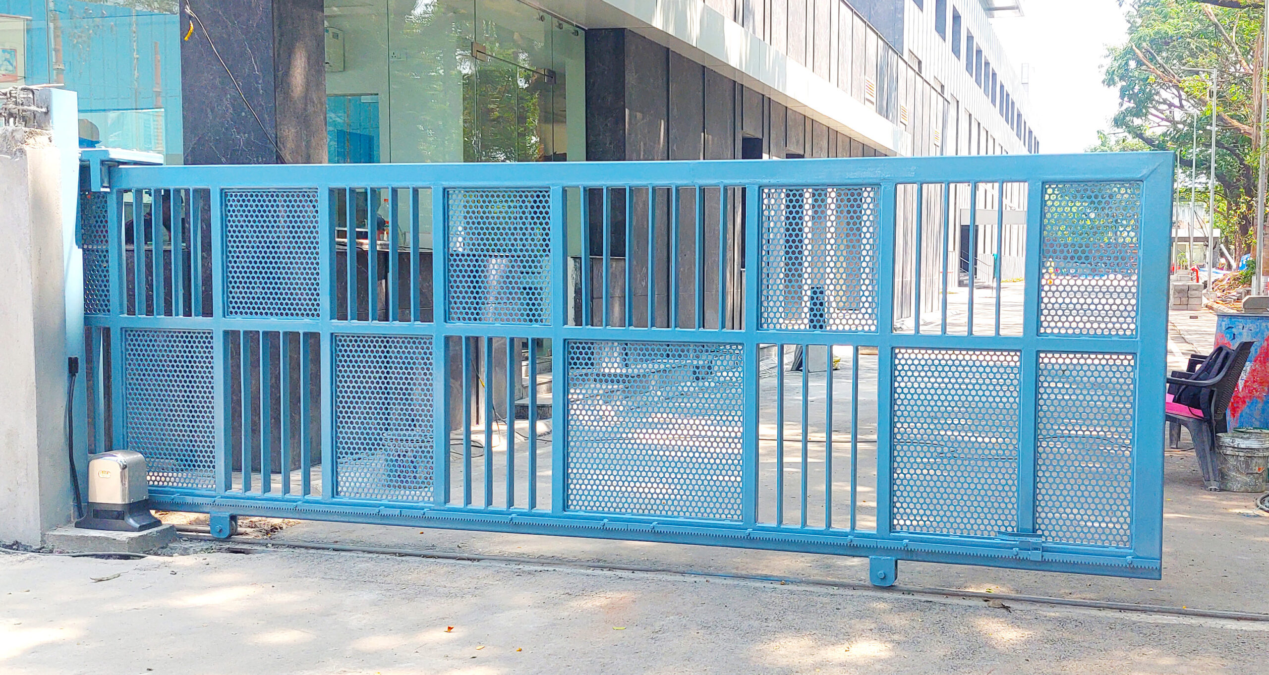 Sliding Gate Manufacturer in Mumbai | Automatic & Manual Sliding Gate ...